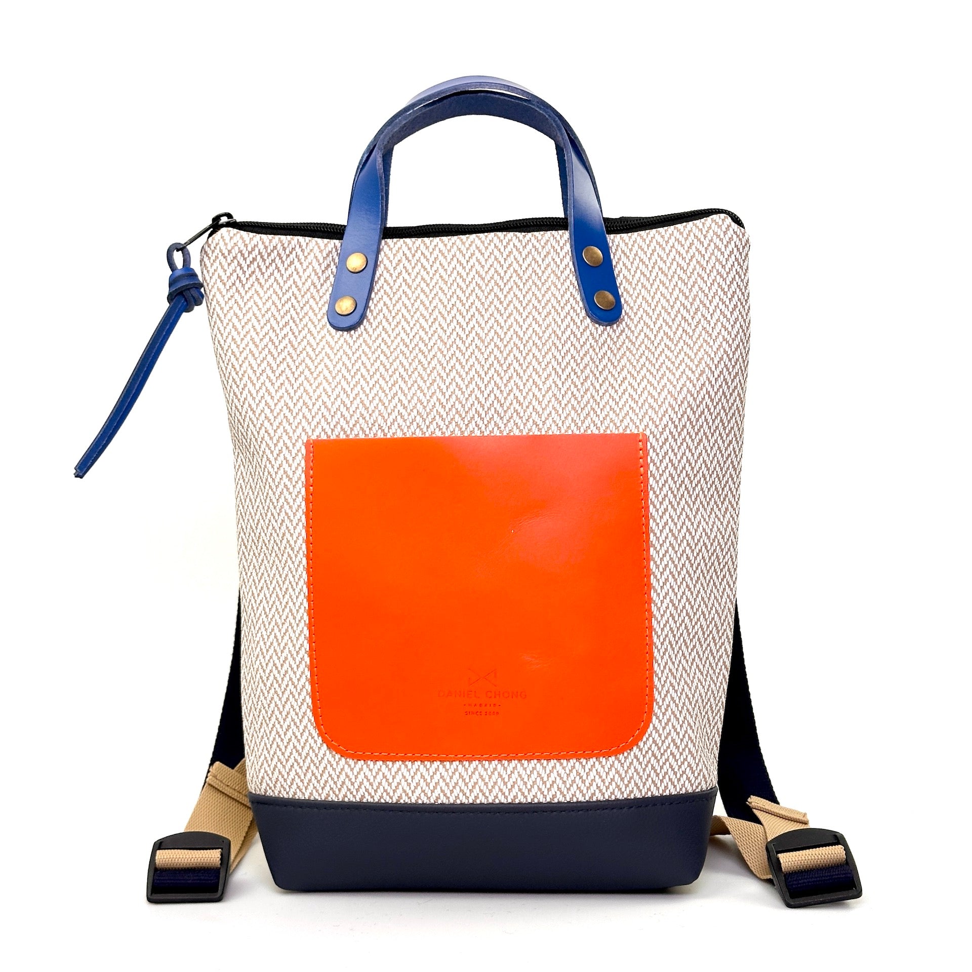 Mochila Slim Mini Impermeable DZ – Daniel Chong